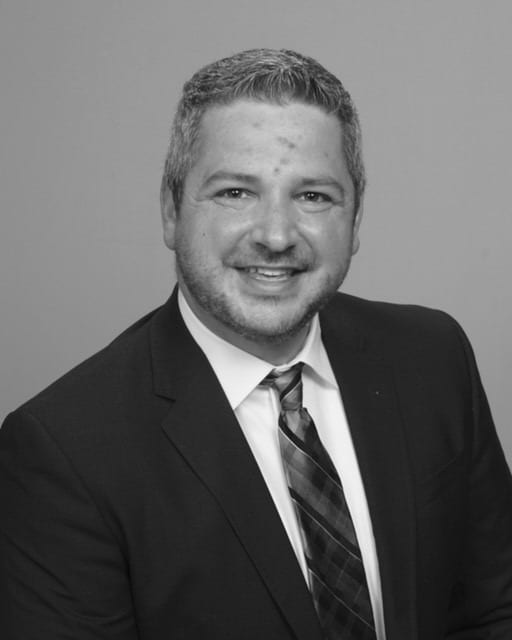 Nuestros Abogados | Schiller Law Office